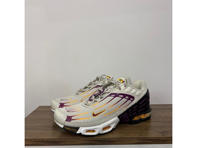 Nove original Nike AIR MAX PLUS 3 br 43