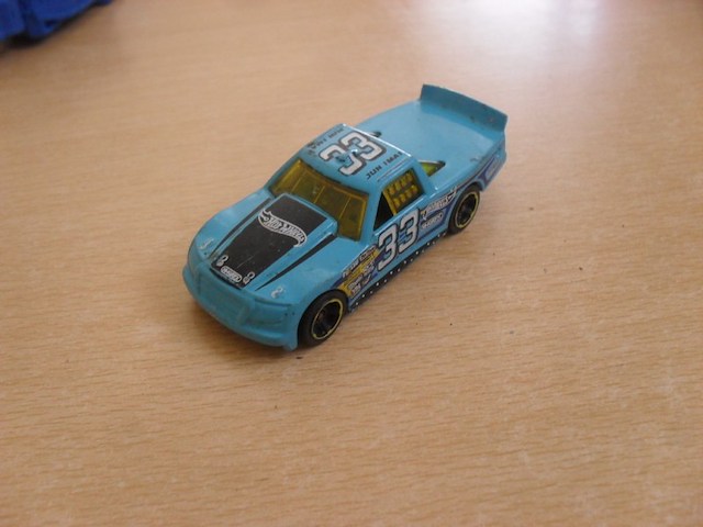 HOT WHEELS - CIRCLE TRUCKER