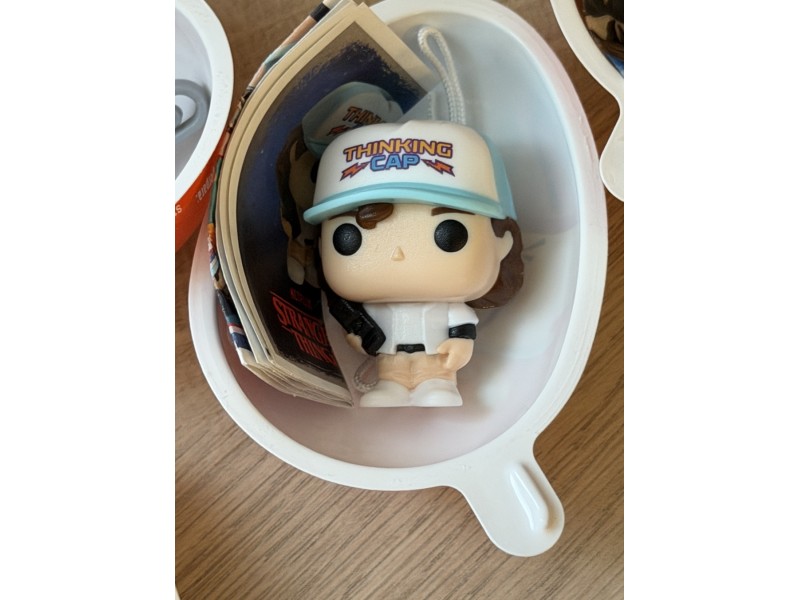 Stranger Things Kinder Joy Dustin