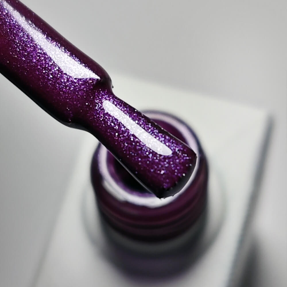 COSMIC PLUM NO.176 – GEL LAK