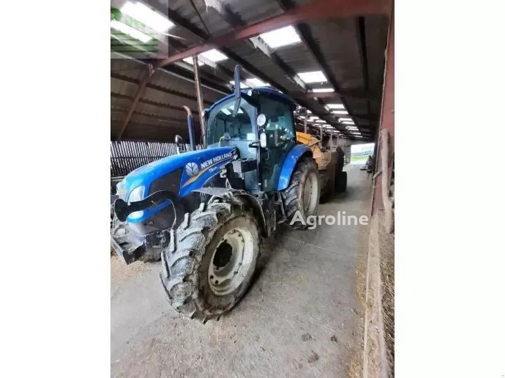 New Holland t5-105dc traktor točkaš