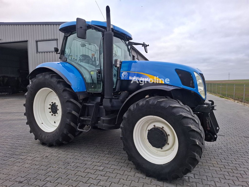 New Holland T7050 2008 Rok, Powershift, Przedni TUZ Wom, Nie Malowany, Stan traktor točkaš
