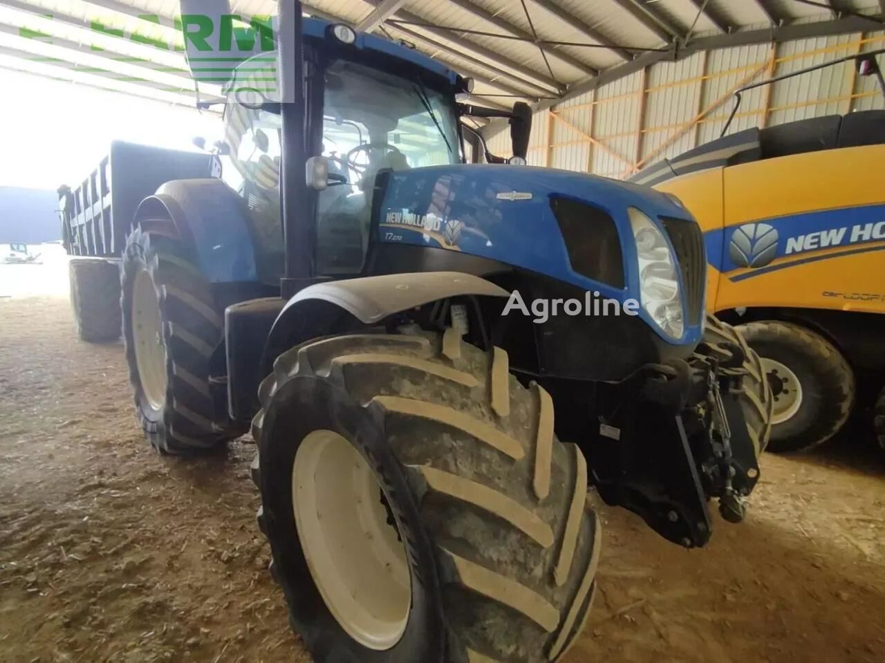 New Holland t7 270 ac traktor točkaš