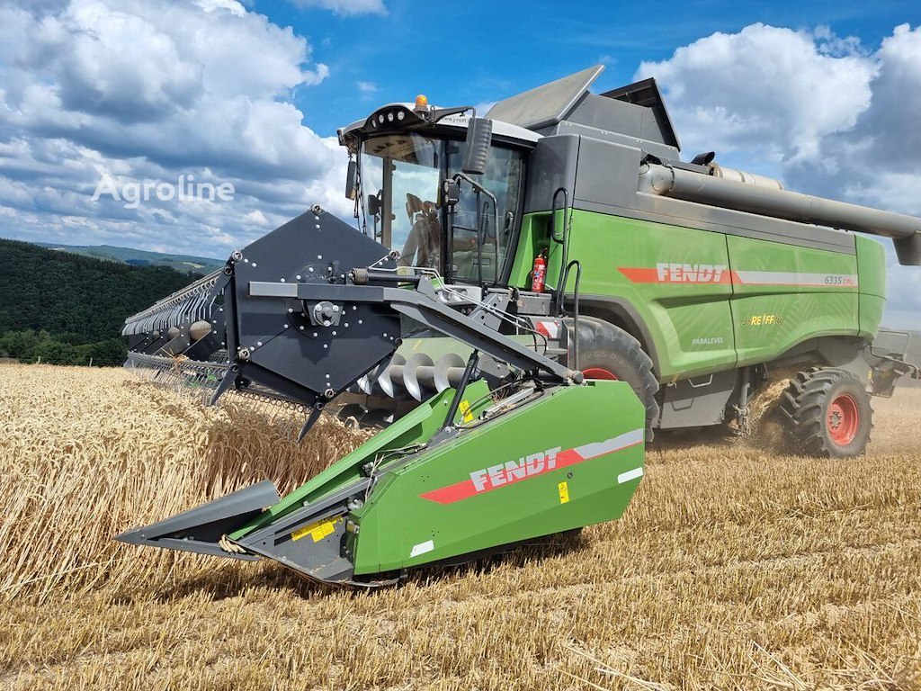 Fendt 6335 CPLI Paralevel kombajn za žito