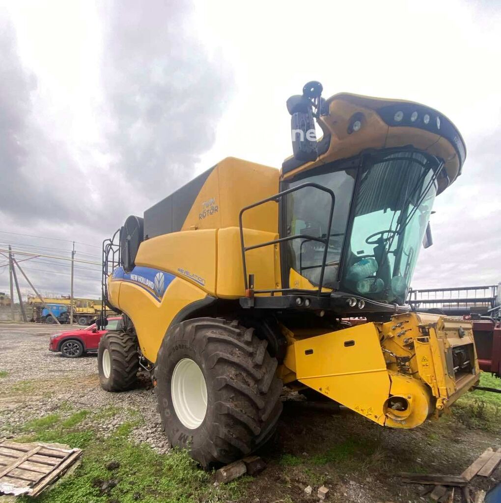 New Holland CR9.80 kombajn za žito