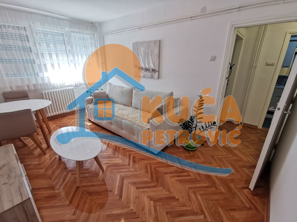 Jednosoban stan, 45 m2, Centar, Strahinjića Bana ID: i-013430