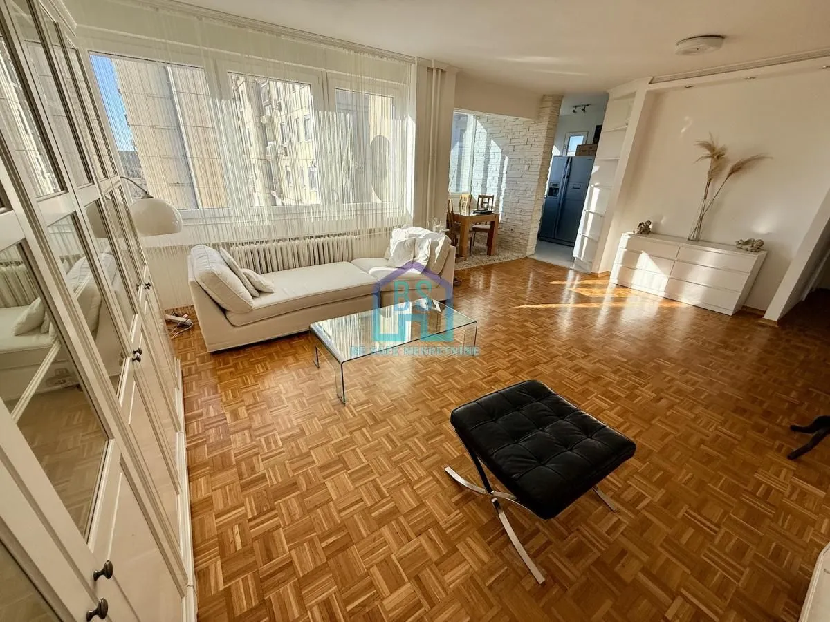 Prodaja, dvosoban stan, 60m², Bulevar Oslobodjenja, Novi Sad Sve Podlokacije