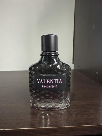 Fragrance World Valentia