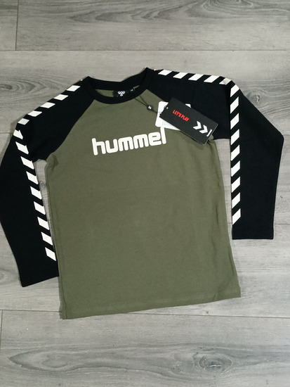 Duks Hummel
