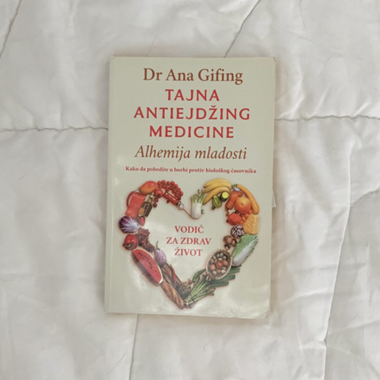 077. Tajna antiejdžing medicine - Ana Gifing