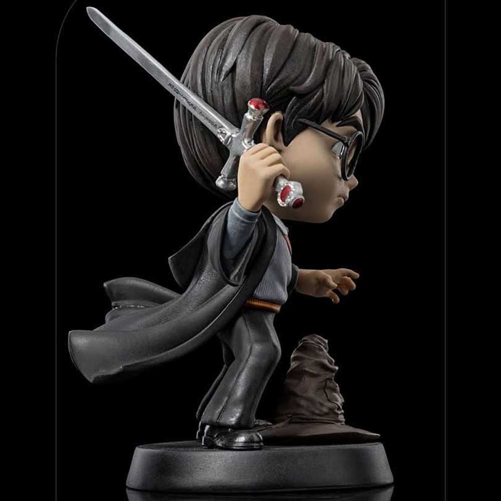 Harry Potter - Harry Potter with Sword of Gryffindor Minico Figure