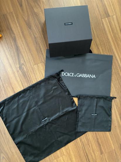 Dolce Gabbana kutija, kesa i dva dust bag-a NOVO