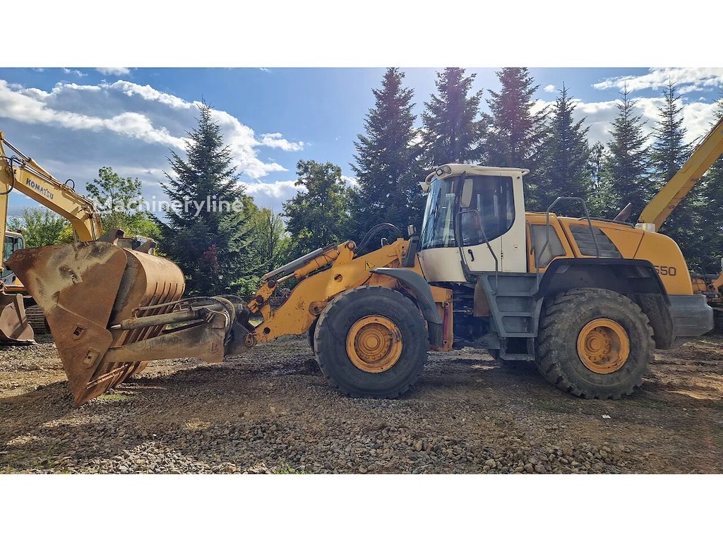 Liebherr L 550 prednji utovarivač