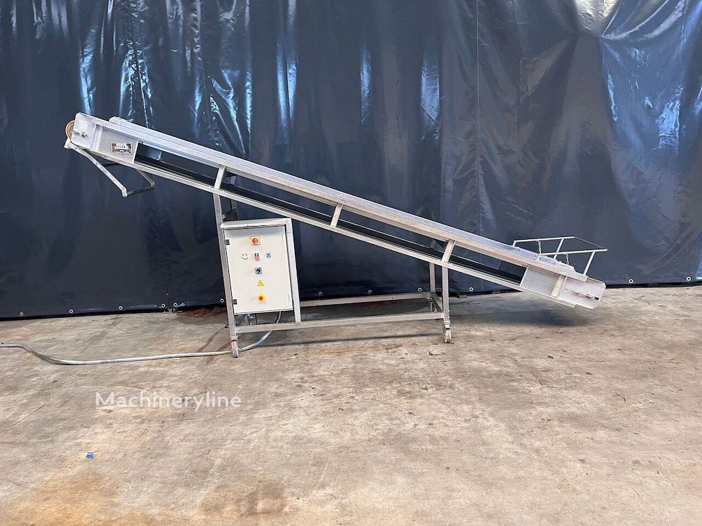 Belt conveyor with variable speed control trakasti konvejer