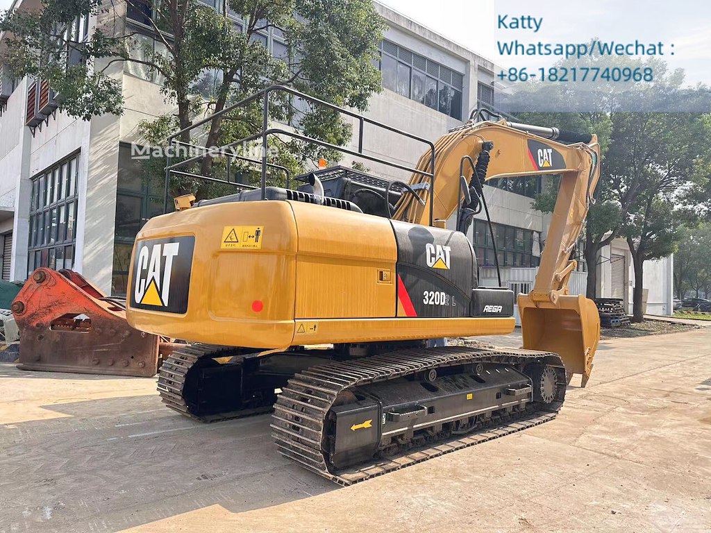 Caterpillar 320D2 bager guseničar