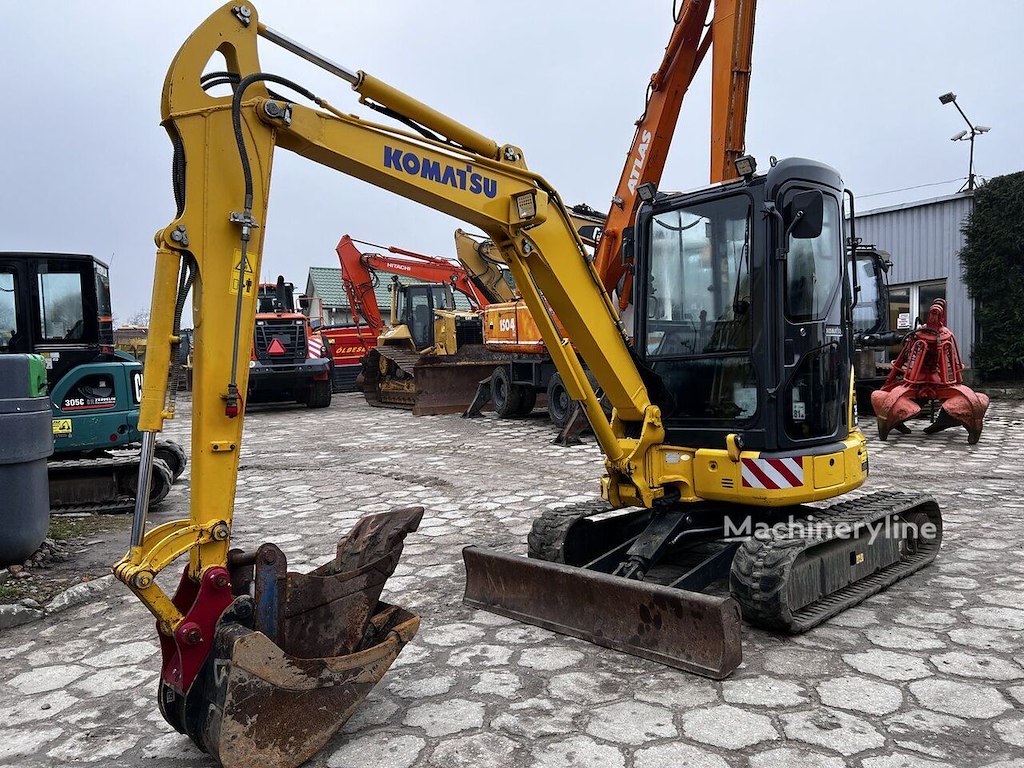 Komatsu PC35 MR-3 mini bager