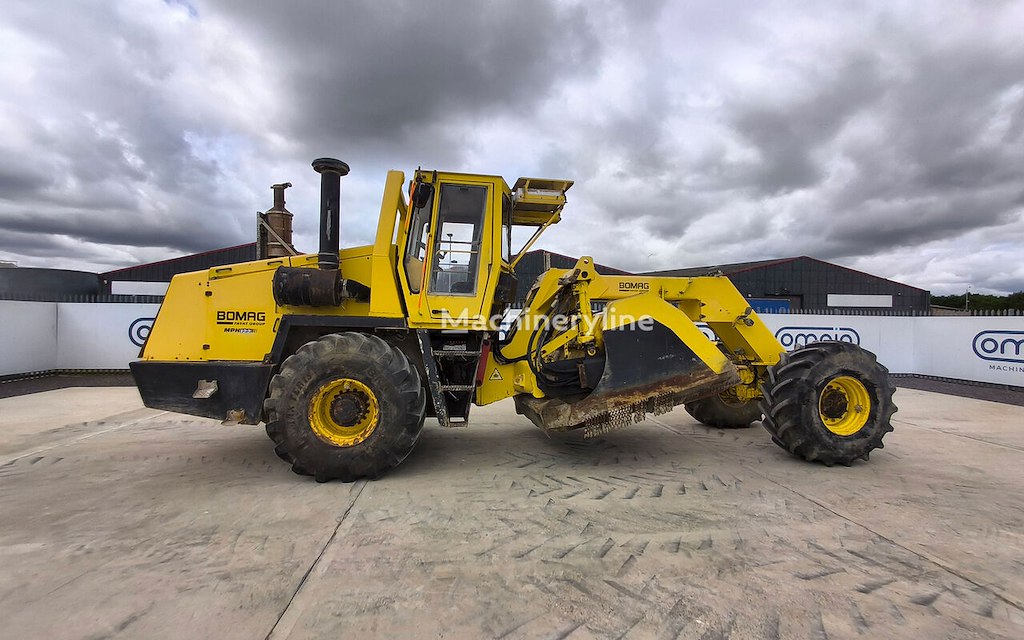 BOMAG MPH 122 stabilizator tla