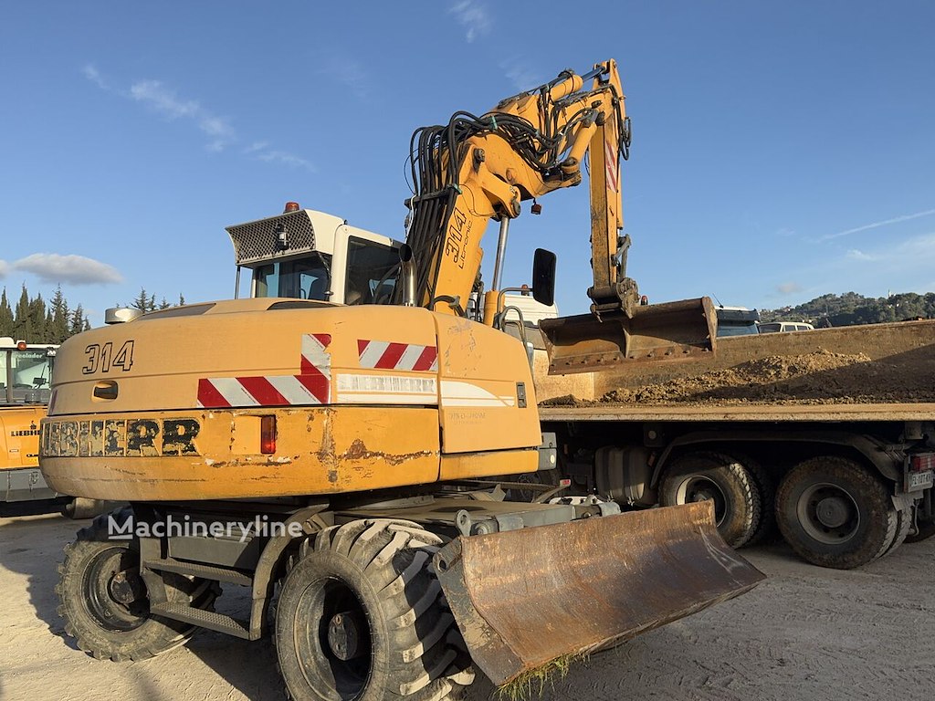 Liebherr A314 bager točkaš