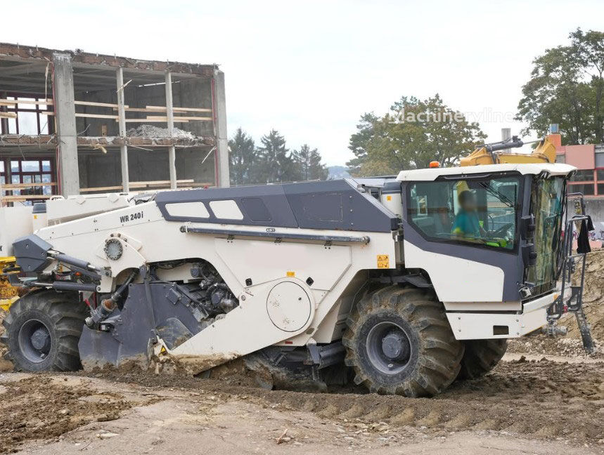 Wirtgen WR 240 i S-Pack stabilizator tla