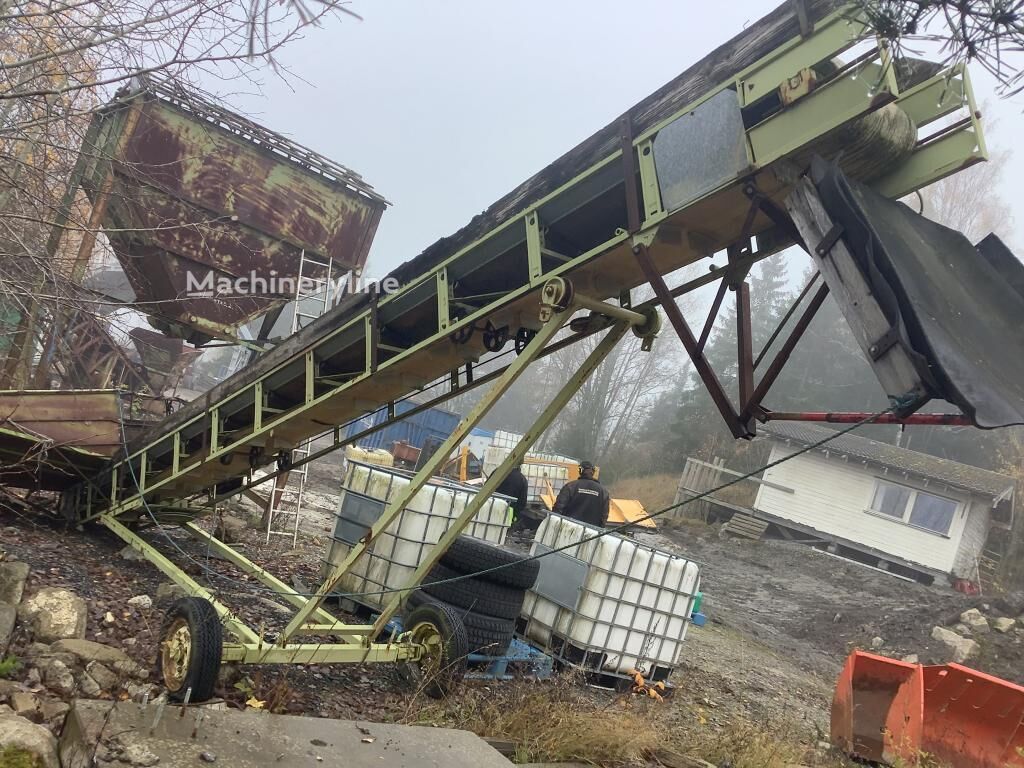 Prodaje se Transportbånd på hjulgang trakasti konvejer na aukciji