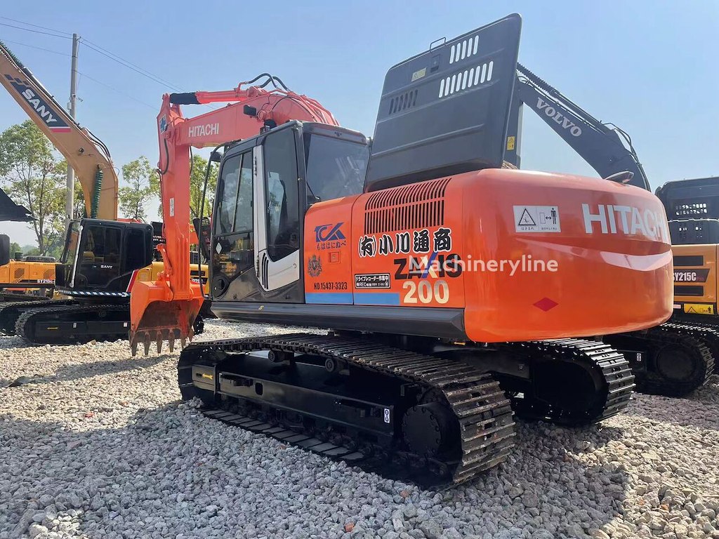 Hitachi ZX200-3G bager guseničar