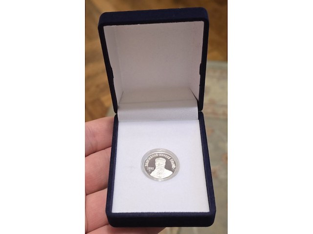 Srebrnjak Nikola Pašić, u kutiji