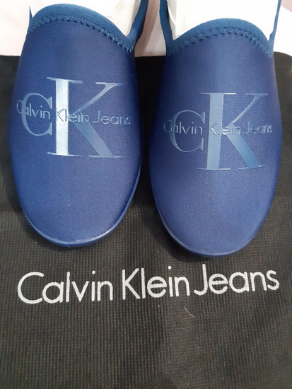 Calvin Klein sobne baletanke
