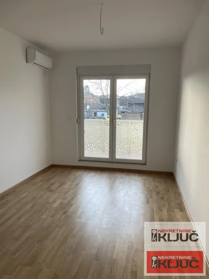 Prodaja, garsonjera, 28m², Petrovaradin, Novi Sad