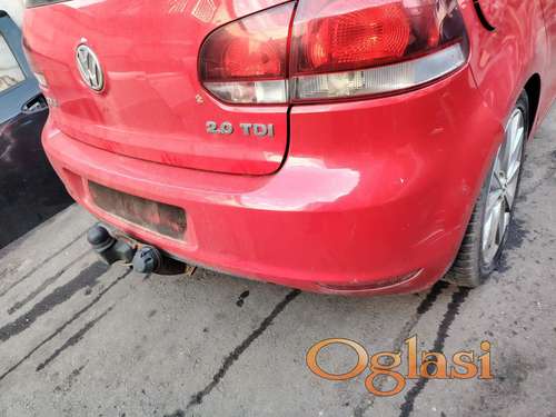 Golf 6 zadnji branik crveni