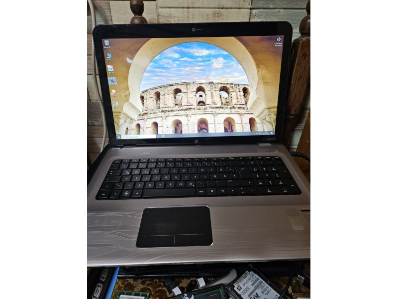 HP pavilion dv7 17.3 inca