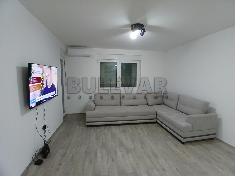Bulevar Svetog Pantelejmona, Dvoiposoban stan za izdavanje, 70m2, 450€