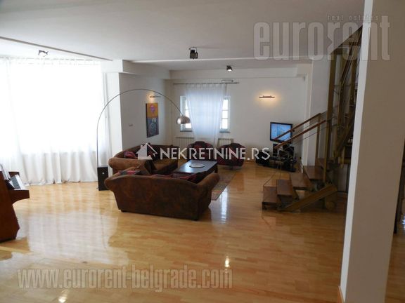 #13448, Izdavanje, Kuća, MEDAKOVIĆ III, 3500 EUR