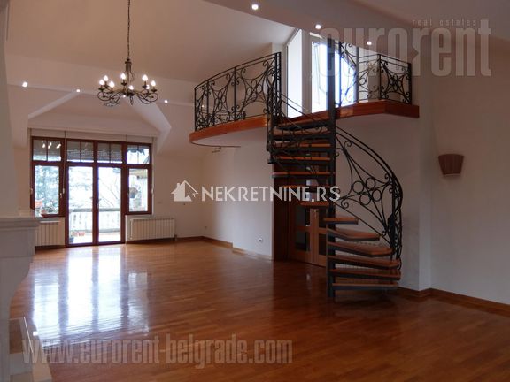 #17545, Izdavanje, Stan, SENJAK, 2000 EUR