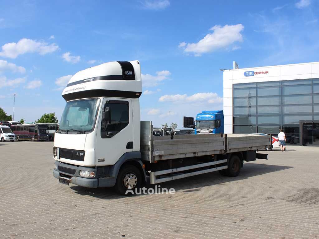 DAF LF 45.180, UNDRIVEN, EURO 3, TIRES 80% kamion s ravnom platformom
