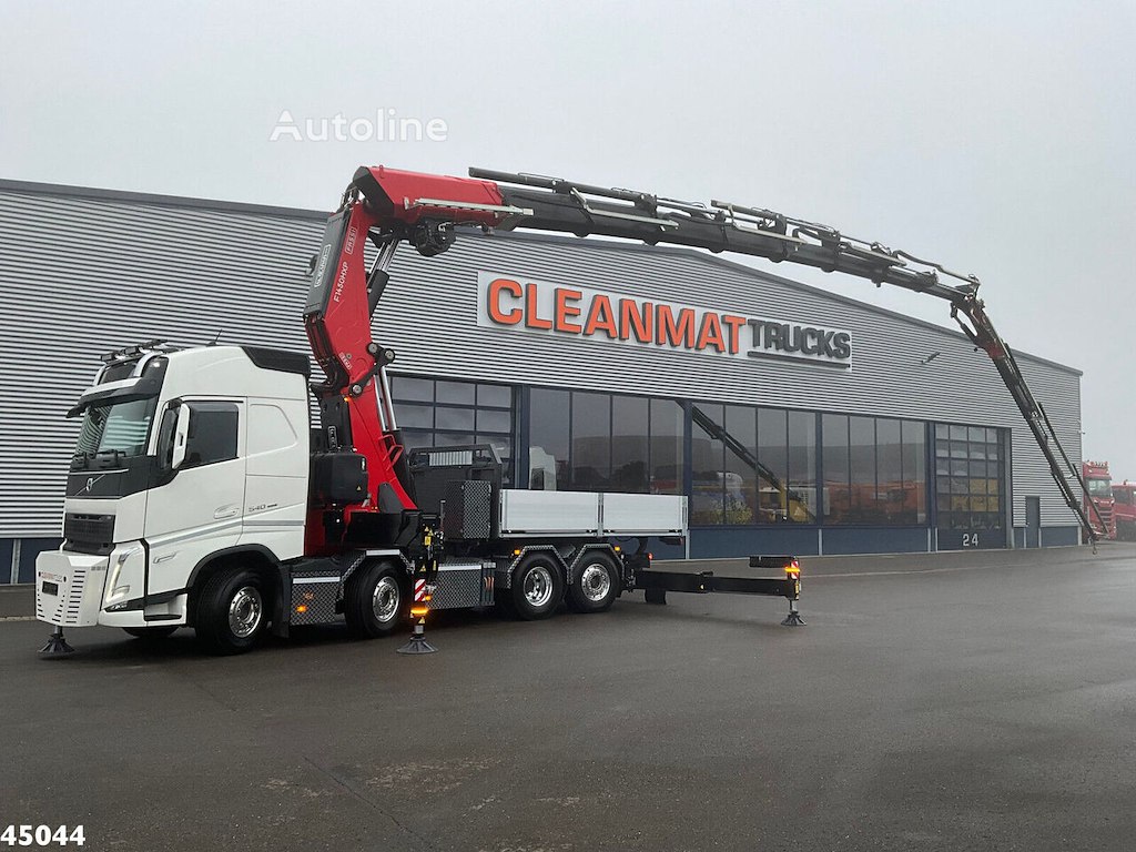 Volvo FH 540 8x2 Fassi 145 Tonmeter laadkraan + Fly-JIb Just 7.187 Km! kamion s ravnom platformom