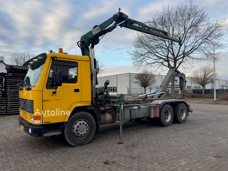 Volvo FL 10 6X4 / Manual / Hiab 100 kamion rol kiper