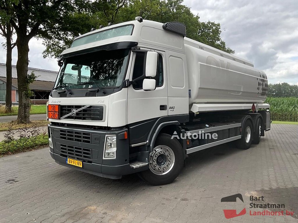 Volvo FM 9.380 6x2 Euro 5 tankwagen, 25000 L 4 Compartementen. autocisterna