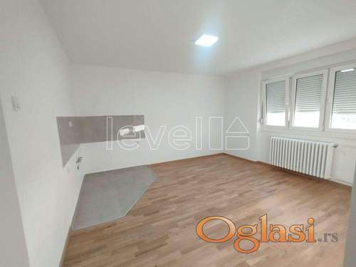 NOVI SAD - SAJAM - 54.00 m2