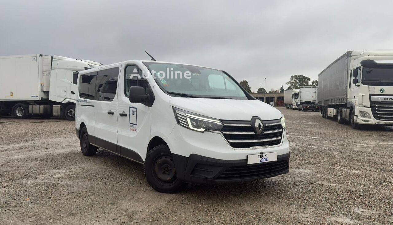 Renault Trafic putnički minibus