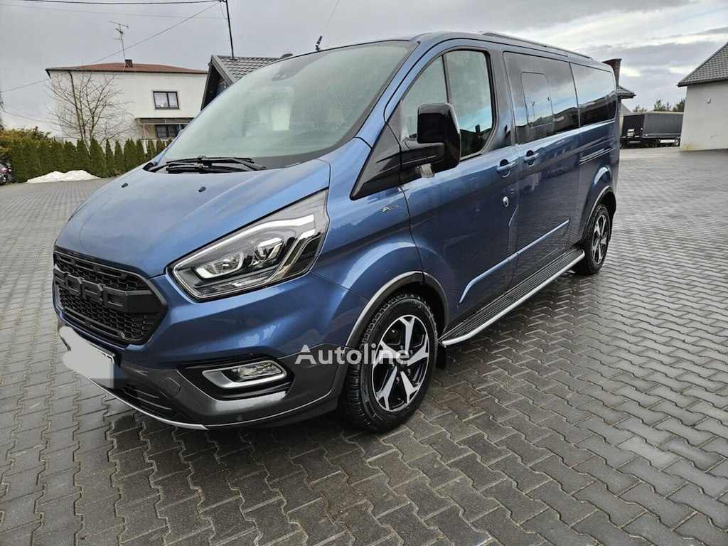 Ford Turneo Custom putnički minibus