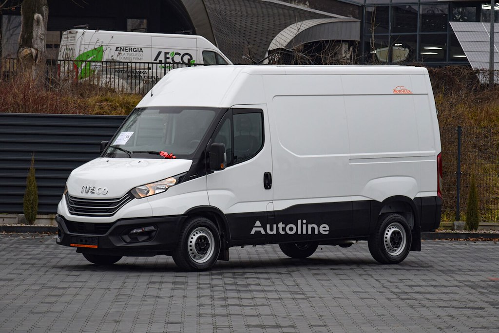 IVECO Daily 35S12 minibus furgon