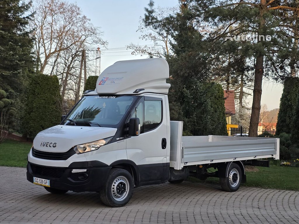 IVECO Daily 35s-12 kamion s ravnom platformom < 3.5t