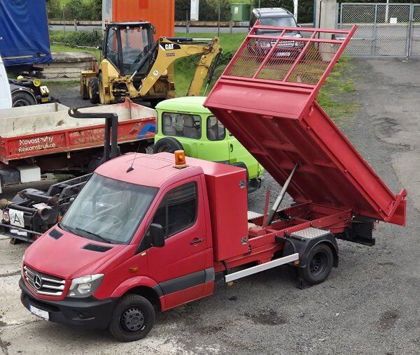 Mercedes-Benz Sprinter 516 kamion kiper < 3.5t