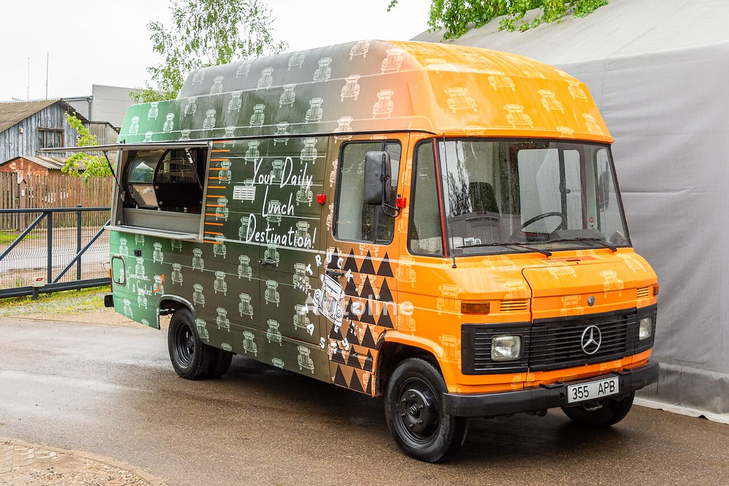 Mercedes-Benz L407D prodajni kamion < 3.5t