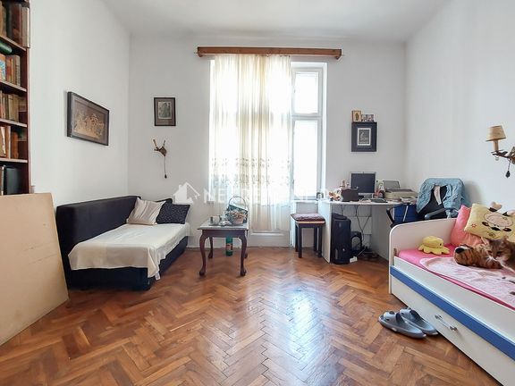 Prodajemo četvoroiposoban stan, Atelje 212, 104m²