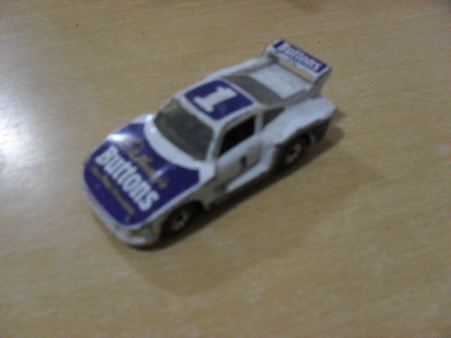 MATCHBOX - RACING PORSCHE 935