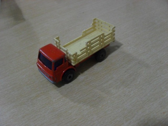 MATCHBOX - CATTLE TRUCK