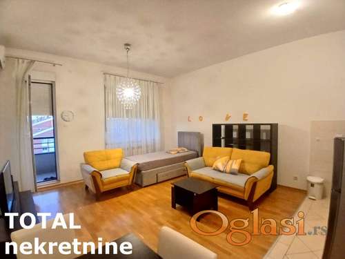 Stan NOVI SAD,BULEVAR - 36 m2 144000 €, ID: 1101962