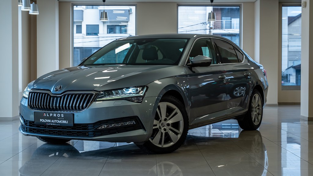 Škoda Superb 2.0TDI 4×4 AMB DSG