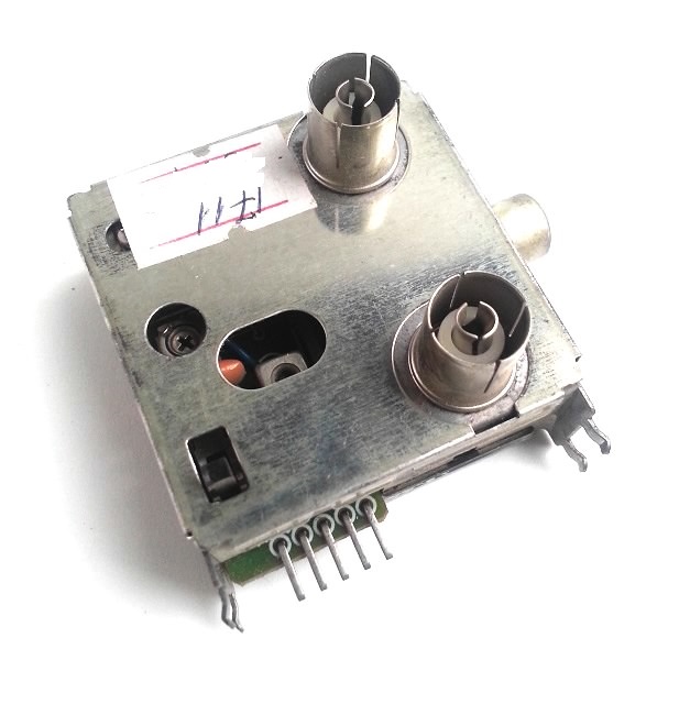 RF MODULATOR 1711